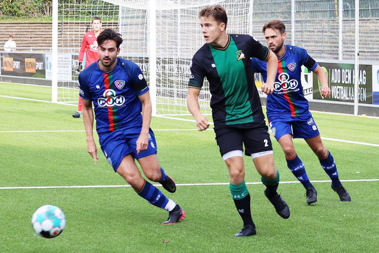 VELO nipt sterker dan DHC | Voetbalclub DHC
